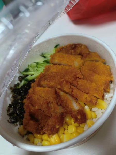 鸡排饭配菜有哪些_鸡排饭配什么菜好吃-第1张图片-山城妙识