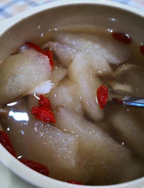 冰糖雪梨适合哪种咳嗽_风寒还是风热-第1张图片-山城妙识