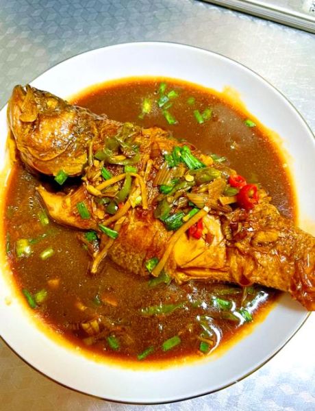 清蒸鲈鱼怎么做_红烧鱼用什么鱼最好-第1张图片-山城妙识 清蒸鲈鱼怎么做_红烧鱼用什么鱼最好-第1张图片-山城妙识