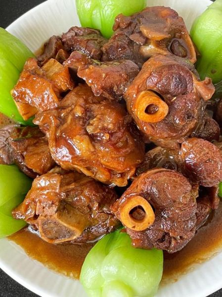 羊腿怎么做好吃_羊腿的做法大全家常视频-第1张图片-山城妙识