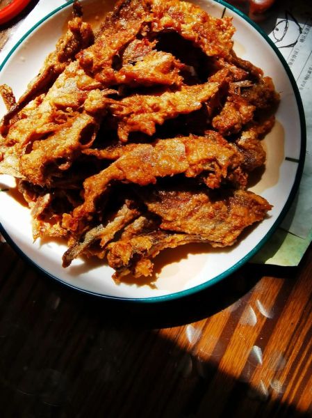 油炸小黄鱼怎么炸得酥脆_小黄鱼炸多久才脆-第3张图片-山城妙识