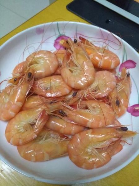 水煮虾用冷水还是热水_水煮虾热水下锅还是冷水下锅-第1张图片-山城妙识 水煮虾用冷水还是热水_水煮虾热水下锅还是冷水下锅-第1张图片-山城妙识