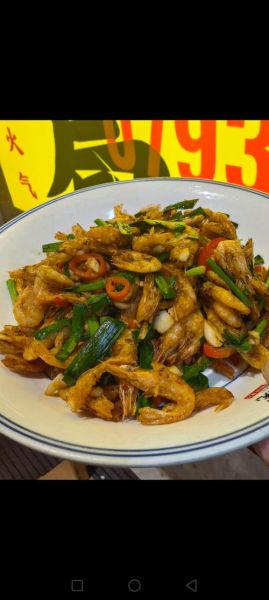 小炒河虾鱼仔怎么做_小炒河虾鱼仔正宗做法-第3张图片-山城妙识