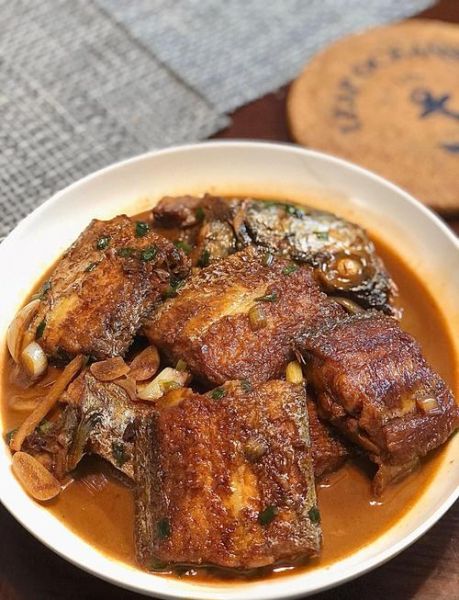 红烧带鱼怎么做_红烧带鱼的做法图解-第1张图片-山城妙识