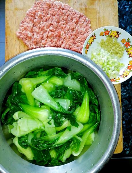 香菇油菜馅怎么调_香菇油菜馅做法窍门-第2张图片-山城妙识