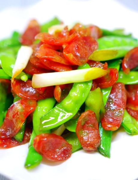 腊肠炒豆角怎么做_腊肠炒豆角先炒哪个-第2张图片-山城妙识 腊肠炒豆角怎么做_腊肠炒豆角先炒哪个-第2张图片-山城妙识