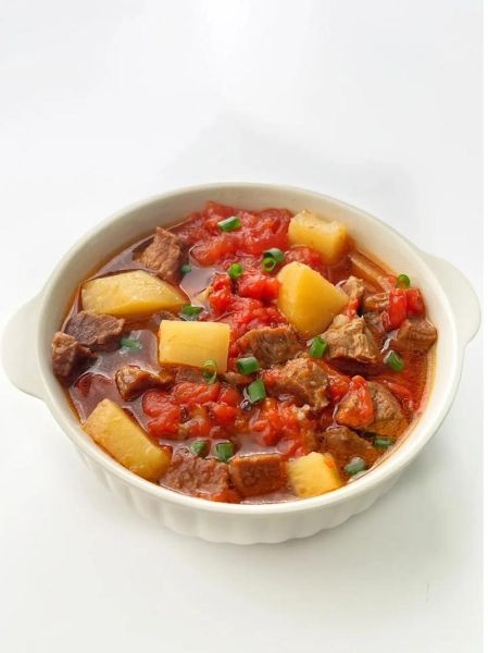 土豆牛肉西红柿怎么做好吃_土豆牛肉西红柿的营养价值-第1张图片-山城妙识