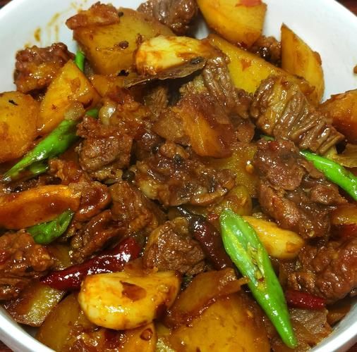 土豆牛肉怎么做好吃_家常土豆牛肉的做法大全-第3张图片-山城妙识