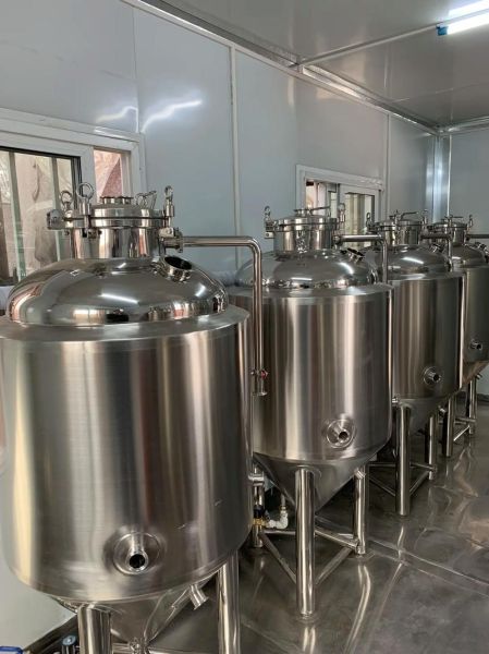 啤酒设备生产厂家哪家好_精酿啤酒设备多少钱一套-第1张图片-山城妙识 啤酒设备生产厂家哪家好_精酿啤酒设备多少钱一套-第1张图片-山城妙识