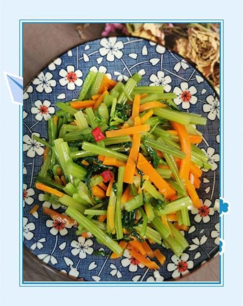 芹菜凉拌怎么做好吃_芹菜凉拌要不要焯水-第1张图片-山城妙识 芹菜凉拌怎么做好吃_芹菜凉拌要不要焯水-第1张图片-山城妙识