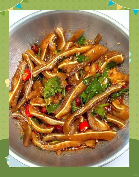 猪耳朵的营养价值及功效与作用_猪耳朵吃了有什么好处-第2张图片-山城妙识 猪耳朵的营养价值及功效与作用_猪耳朵吃了有什么好处-第2张图片-山城妙识