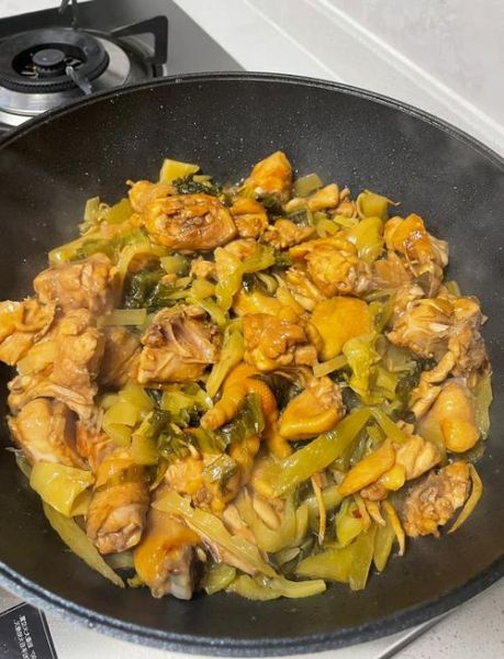 酸菜和什么菜搭配好吃_酸菜最佳配菜推荐-第1张图片-山城妙识