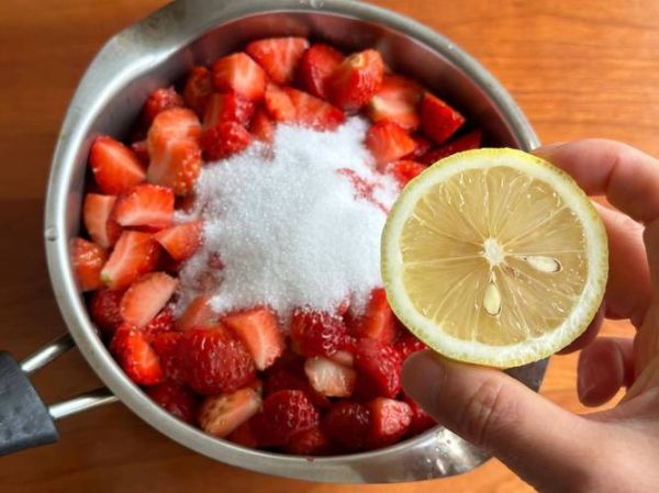 草莓酱配什么好吃_草莓酱吃法大全-第3张图片-山城妙识