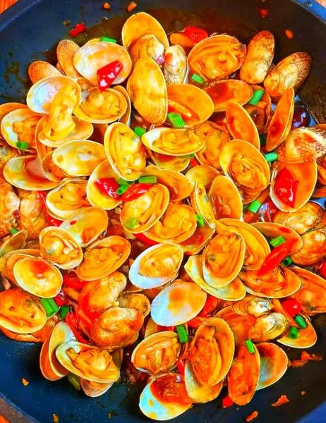 爆炒蛤蜊怎么做_爆炒蛤蜊要不要焯水-第1张图片-山城妙识 爆炒蛤蜊怎么做_爆炒蛤蜊要不要焯水-第1张图片-山城妙识