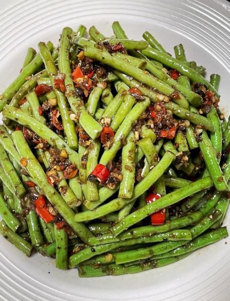 凉拌豇豆怎么做好吃_凉拌豇豆焯水几分钟-第1张图片-山城妙识 凉拌豇豆怎么做好吃_凉拌豇豆焯水几分钟-第1张图片-山城妙识