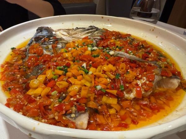 湘式剁椒鱼头怎么做_剁椒鱼头正宗做法-第3张图片-山城妙识 湘式剁椒鱼头怎么做_剁椒鱼头正宗做法-第3张图片-山城妙识