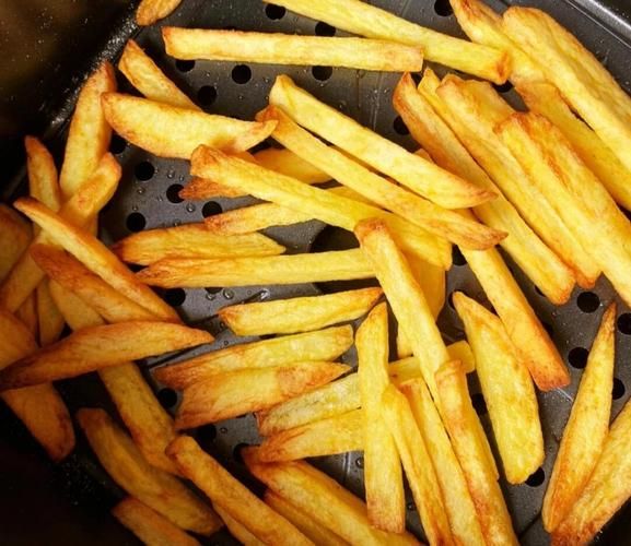 炸薯条怎么才酥脆_为什么炸完软塌-第1张图片-山城妙识 炸薯条怎么才酥脆_为什么炸完软塌-第1张图片-山城妙识