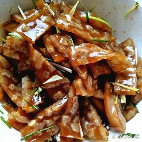 肉皮冻怎么做_肉皮冻怎么熬不腥-第3张图片-山城妙识