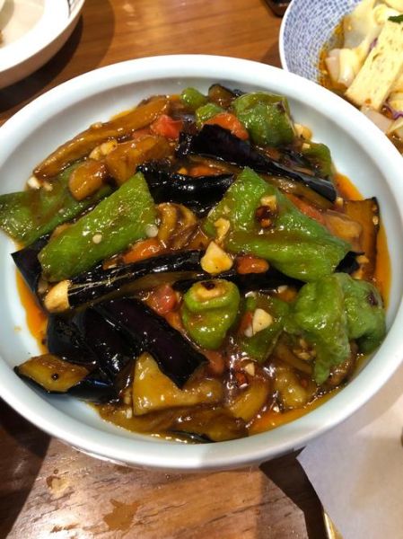 虎皮辣子怎么做才够味_虎皮辣子做法窍门-第3张图片-山城妙识