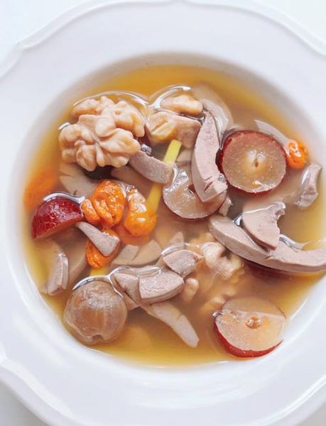 女人补肾补血吃什么好_女性肾虚血虚食疗推荐-第1张图片-山城妙识