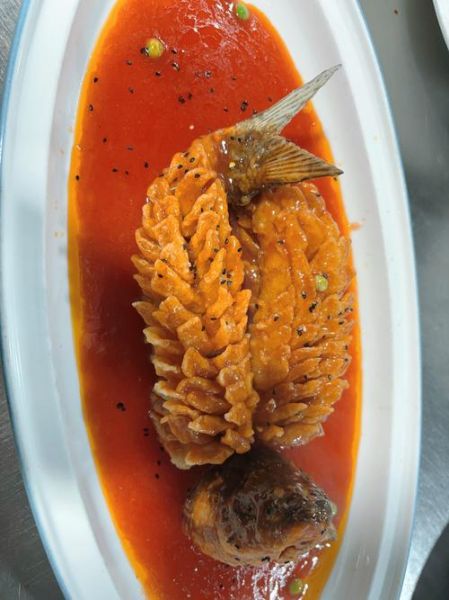 松鼠鱼是哪里的菜_松鼠鱼为什么叫松鼠鱼-第1张图片-山城妙识 松鼠鱼是哪里的菜_松鼠鱼为什么叫松鼠鱼-第1张图片-山城妙识