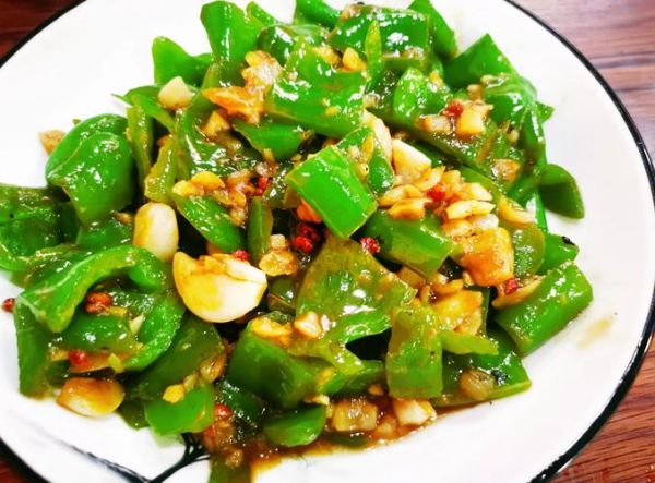 素炒青蒜怎么炒好吃_青蒜炒多久才脆嫩-第1张图片-山城妙识 素炒青蒜怎么炒好吃_青蒜炒多久才脆嫩-第1张图片-山城妙识