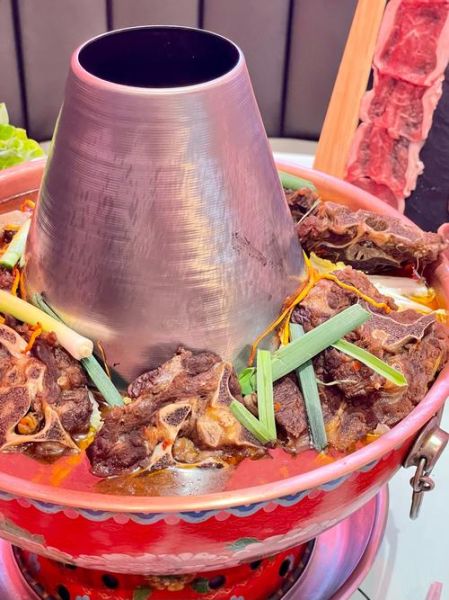 羊蝎子火锅配菜有哪些_哪些配菜最经典-第2张图片-山城妙识 羊蝎子火锅配菜有哪些_哪些配菜最经典-第2张图片-山城妙识