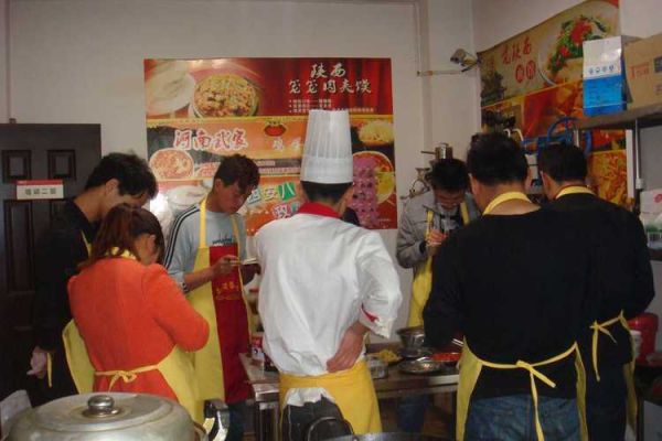 西安品诺小吃技术培训怎么样_学费多少钱-第1张图片-山城妙识 西安品诺小吃技术培训怎么样_学费多少钱-第1张图片-山城妙识