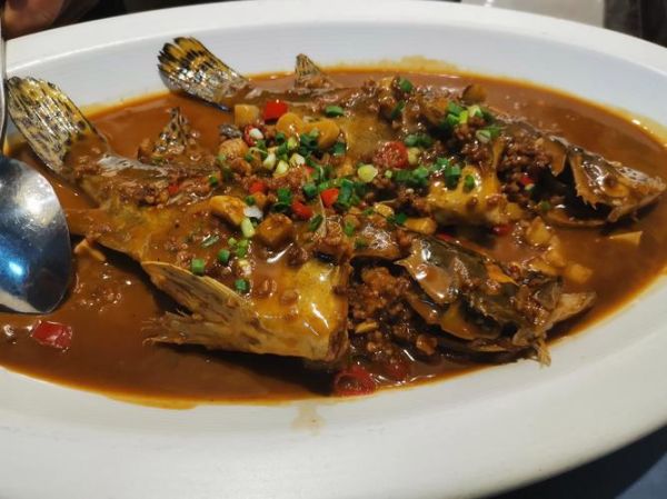 红烧桂鱼怎么做才入味_红烧桂鱼家常做法大全-第3张图片-山城妙识