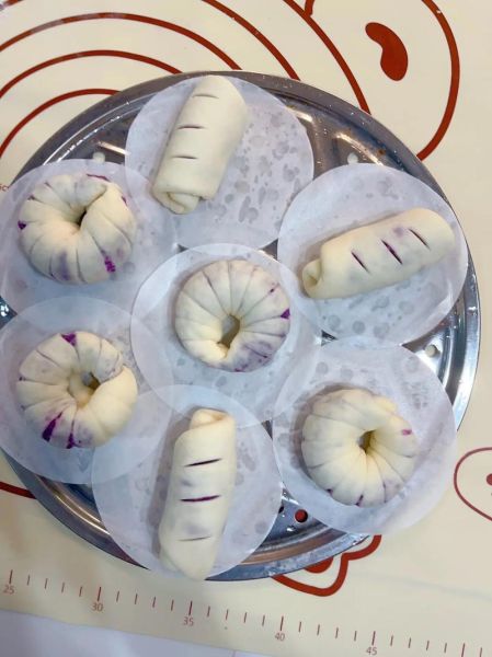 自制蒸甜甜圈怎么做_蒸甜甜圈为什么塌陷-第1张图片-山城妙识 自制蒸甜甜圈怎么做_蒸甜甜圈为什么塌陷-第1张图片-山城妙识