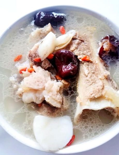 淮山和什么一起煲汤好_淮山煲汤最佳搭配-第1张图片-山城妙识 淮山和什么一起煲汤好_淮山煲汤最佳搭配-第1张图片-山城妙识