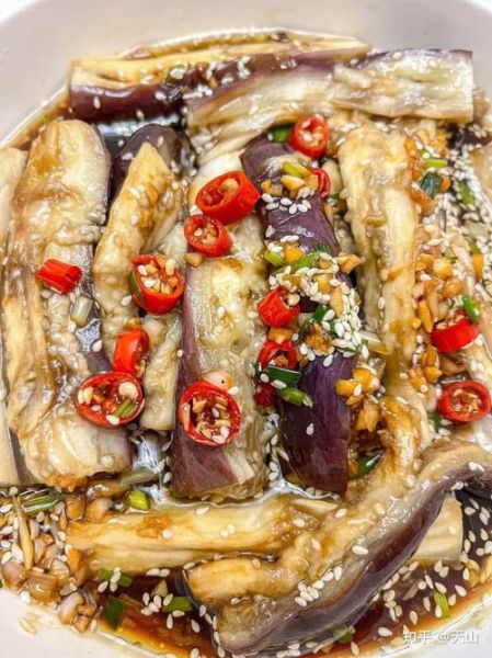 蒜蓉蒸茄子怎么做_蒸茄子需要多长时间-第2张图片-山城妙识