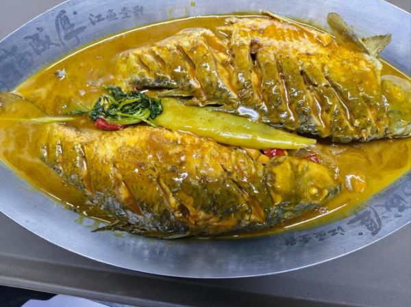农家炖鱼的做法大全_怎么做才鲜嫩不腥-第2张图片-山城妙识