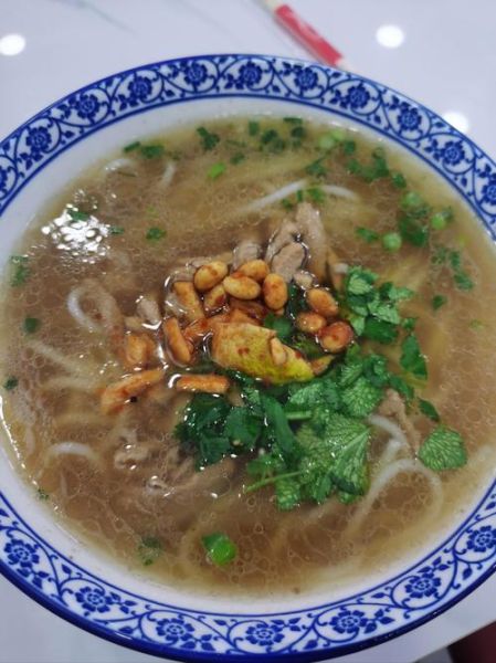 汤粉摆摊卖早餐赚钱吗_汤粉摆摊卖早餐需要准备什么-第1张图片-山城妙识 汤粉摆摊卖早餐赚钱吗_汤粉摆摊卖早餐需要准备什么-第1张图片-山城妙识