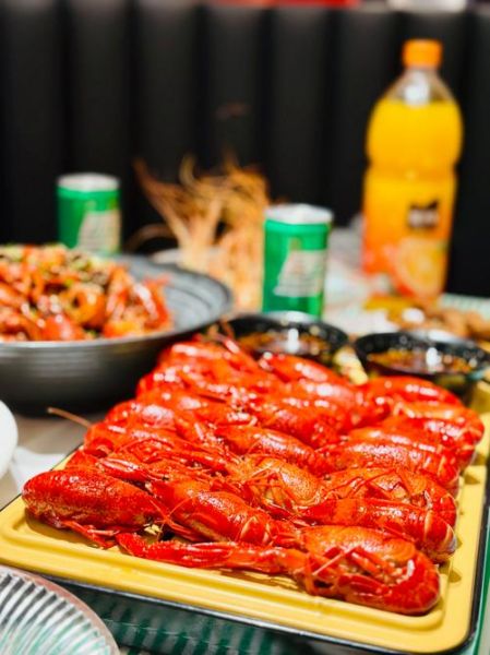 清蒸龙虾怎么做_清蒸龙虾蒸多久才嫩-第3张图片-山城妙识