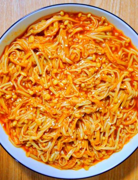 金针菇热量是多少_减肥能吃吗-第1张图片-山城妙识