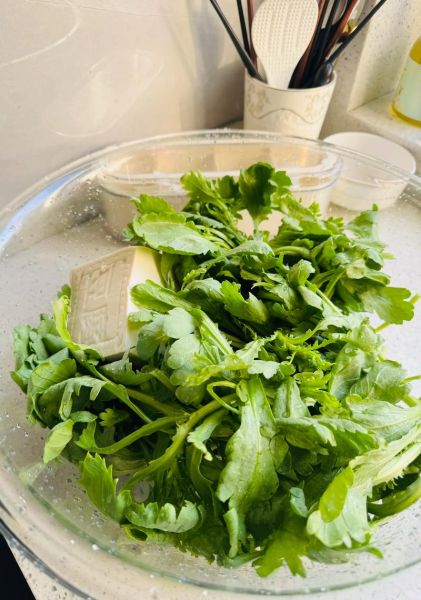 茼蒿怎么做好吃_茼蒿的家常做法-第3张图片-山城妙识