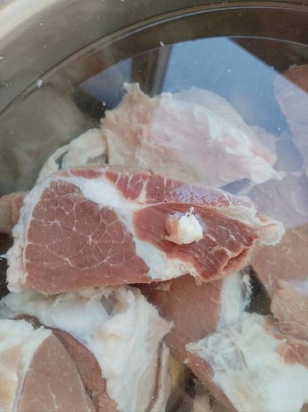 牛腱子肉怎么炖才烂_牛腱子肉焯水多久-第3张图片-山城妙识