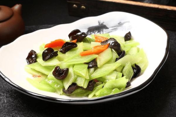 炒木耳炸锅怎么办_木耳下锅油爆怎么解决-第3张图片-山城妙识 炒木耳炸锅怎么办_木耳下锅油爆怎么解决-第3张图片-山城妙识