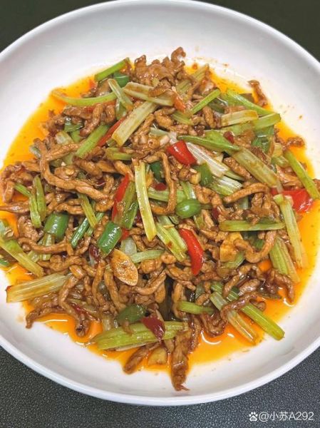 芹菜炒肉丝怎么炒好吃_芹菜炒肉丝做法窍门-第3张图片-山城妙识 芹菜炒肉丝怎么炒好吃_芹菜炒肉丝做法窍门-第3张图片-山城妙识