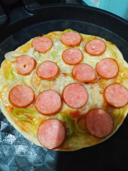 披萨怎么做_披萨需要哪些材料-第1张图片-山城妙识