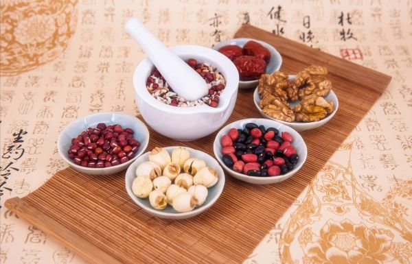 八宝粥原料有哪些_如何挑选最正宗-第1张图片-山城妙识
