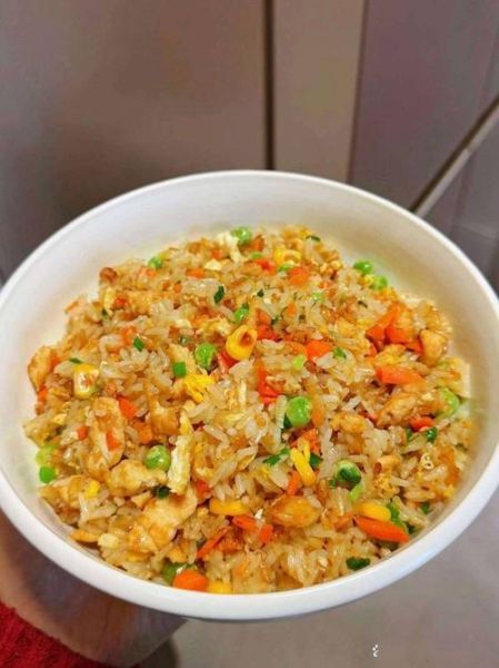 好吃的蛋炒饭怎么做窍门_蛋炒饭粒粒分明秘诀-第1张图片-山城妙识 好吃的蛋炒饭怎么做窍门_蛋炒饭粒粒分明秘诀-第1张图片-山城妙识