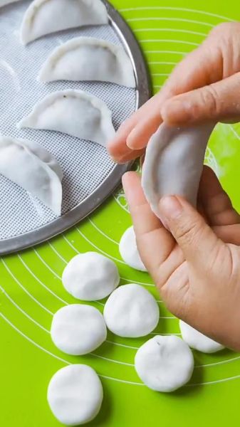 粉面饺子怎么和面_粉面饺子和面比例是多少-第2张图片-山城妙识