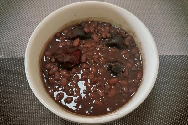 红豆汤怎么煮成沙状_红豆汤出沙秘诀-第1张图片-山城妙识 红豆汤怎么煮成沙状_红豆汤出沙秘诀-第1张图片-山城妙识