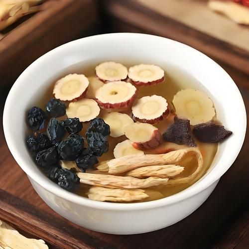 补气血喝什么泡水_女人气血不足泡什么茶-第2张图片-山城妙识