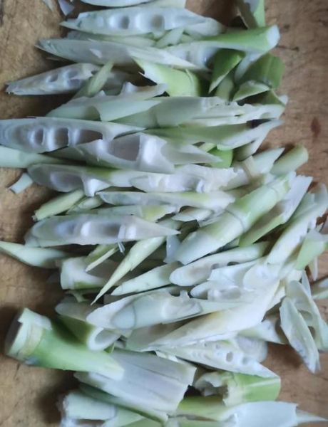 春笋怎么切片图解法_春笋切片技巧-第1张图片-山城妙识