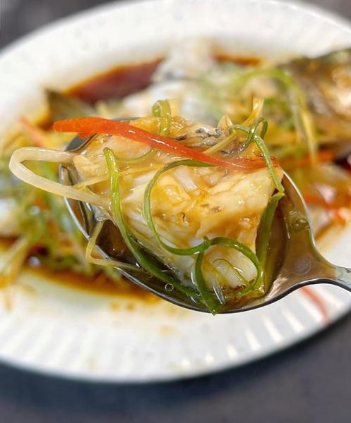 清蒸鱼怎么蒸才不腥_清蒸鱼的做法窍门-第3张图片-山城妙识