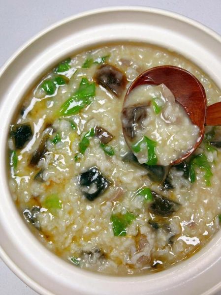 皮蛋瘦肉粥怎么做_皮蛋瘦肉粥的做法视频-第1张图片-山城妙识 皮蛋瘦肉粥怎么做_皮蛋瘦肉粥的做法视频-第1张图片-山城妙识