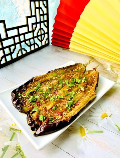 烧烤茄子怎么烤才好吃_烧烤茄子做法窍门-第1张图片-山城妙识